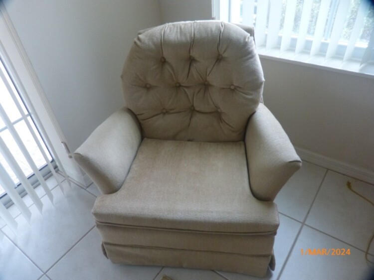 Cream colored upholsterd swivel rocker chair | Ocala4Sale | Buy & Sell ...