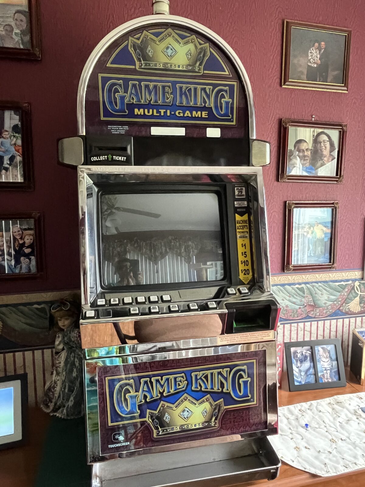 IGT Game King Multi-Game Video Slot Machine | Ocala4Sale | Buy & Sell ...