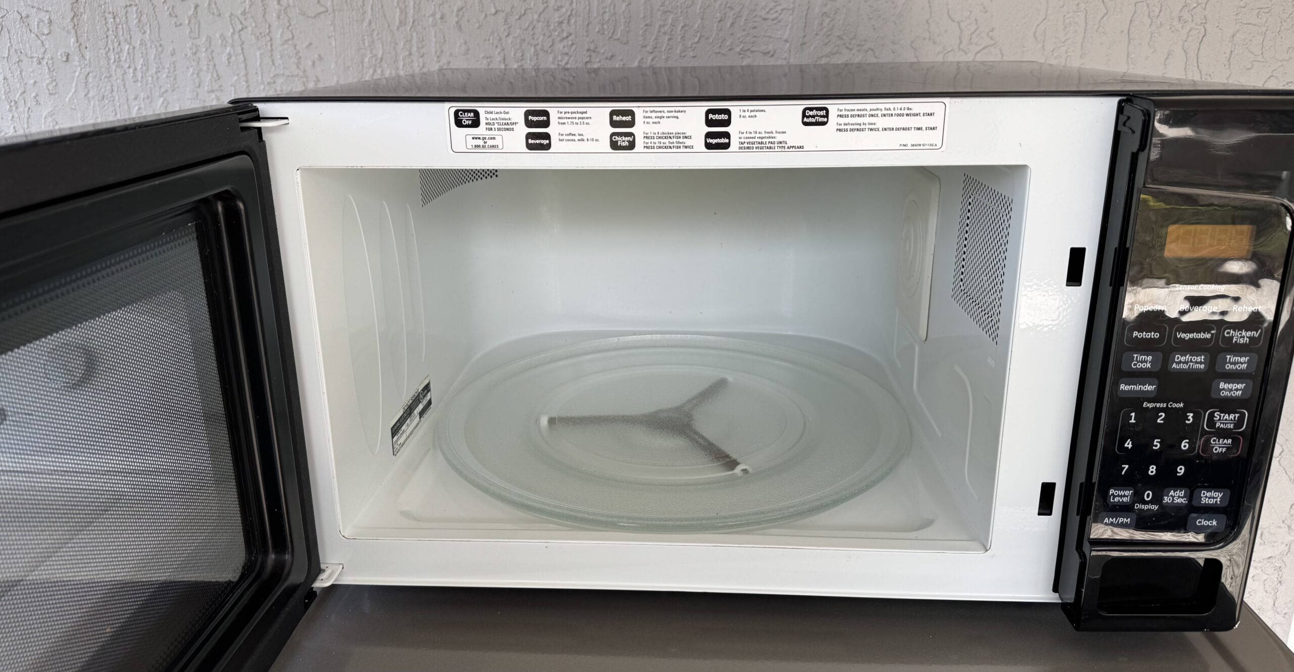 GE Counter Top Microwave | Ocala4Sale | Buy & Sell in Ocala, FL
